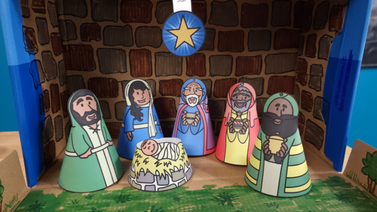 The Cardboard Christmas! - Kids Enjoying Jesus